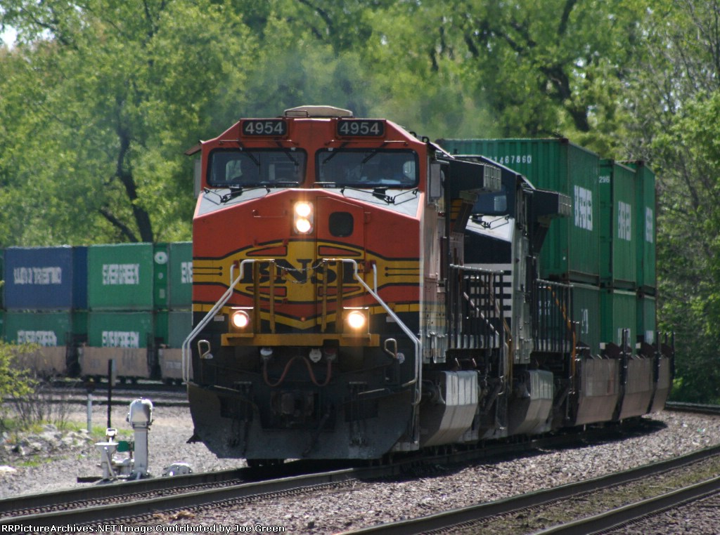 BNSF 4954